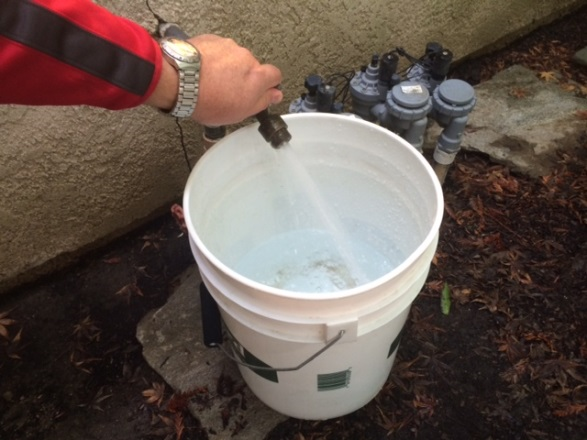 Bucket Test - LAKOS Filtration Solutions